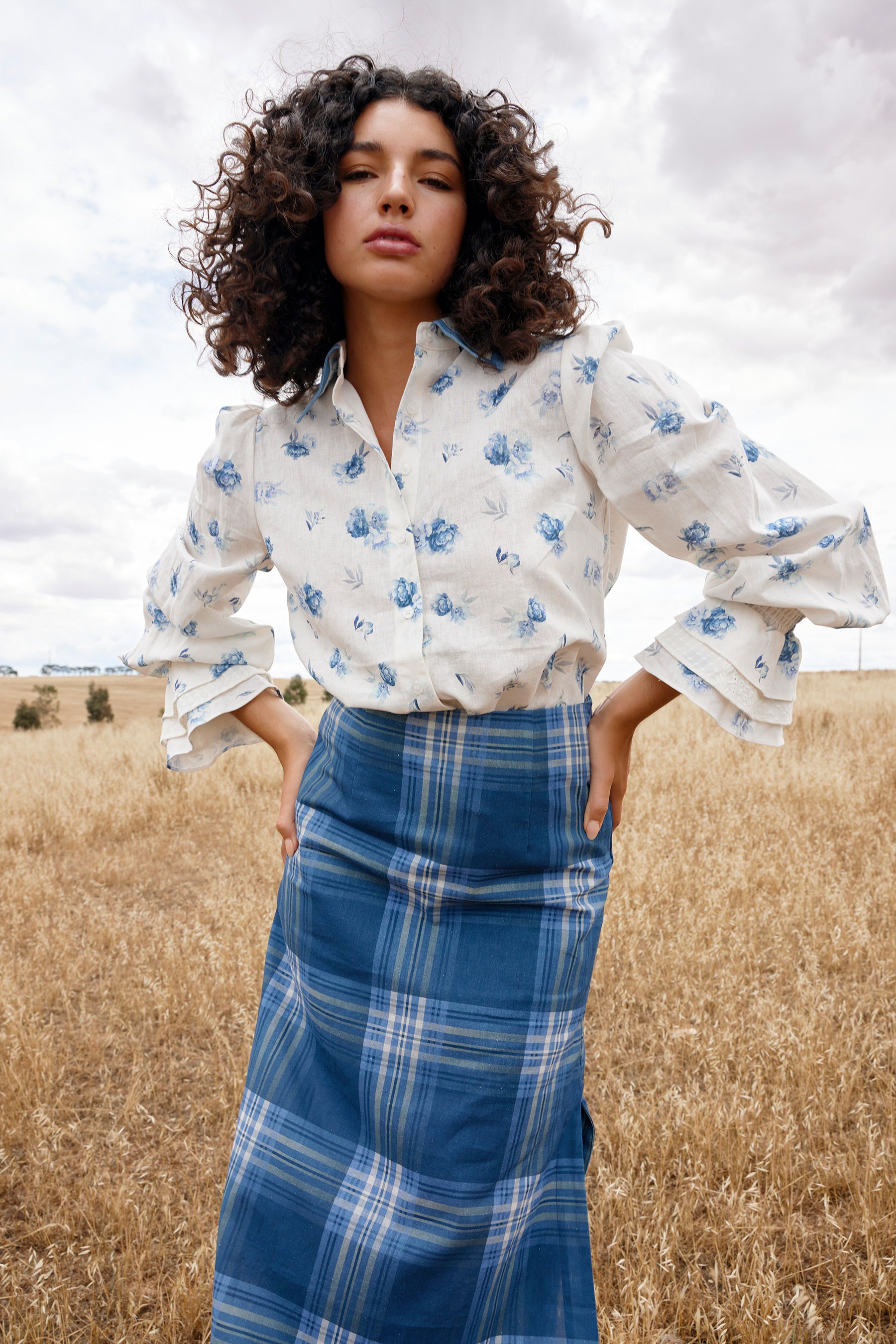 LUCINDA BLOUSE IN CERULEAN PEONY – Aston Studio